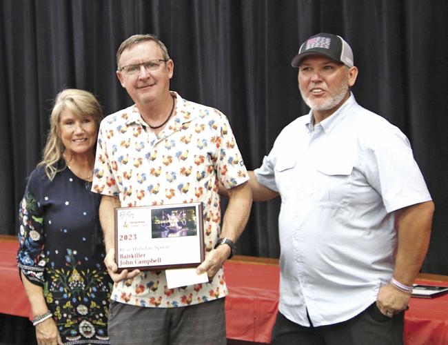 Christmas Island Style Packs Away Tree | Community | coastalbreezenews.com