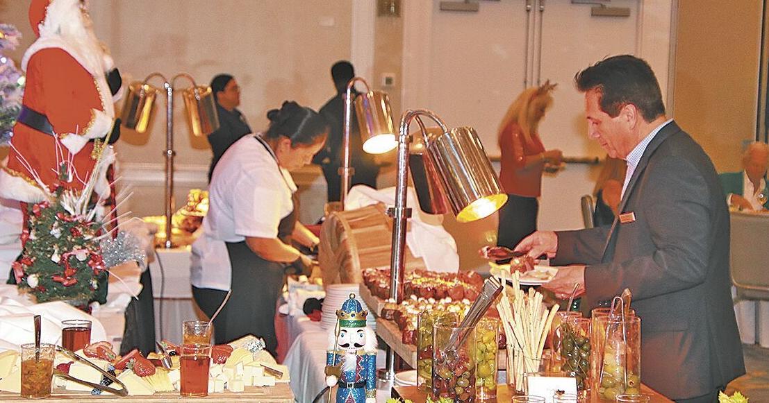 Marco Chamber After Five Celebrates Holiday | City | coastalbreezenews.com