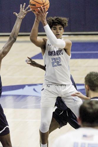 MIA Basketball Off to Strong Start | Sports | coastalbreezenews.com