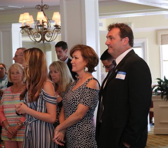 Marco Islanders Meet Police Chief Finalists | News | coastalbreezenews.com