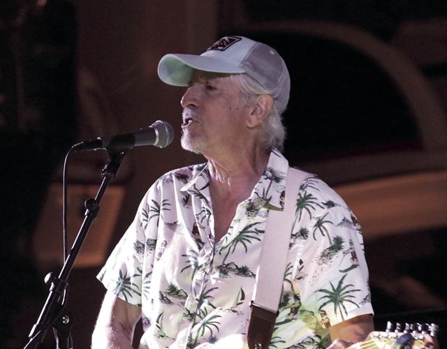 Parrot Heads 1 | | coastalbreezenews.com