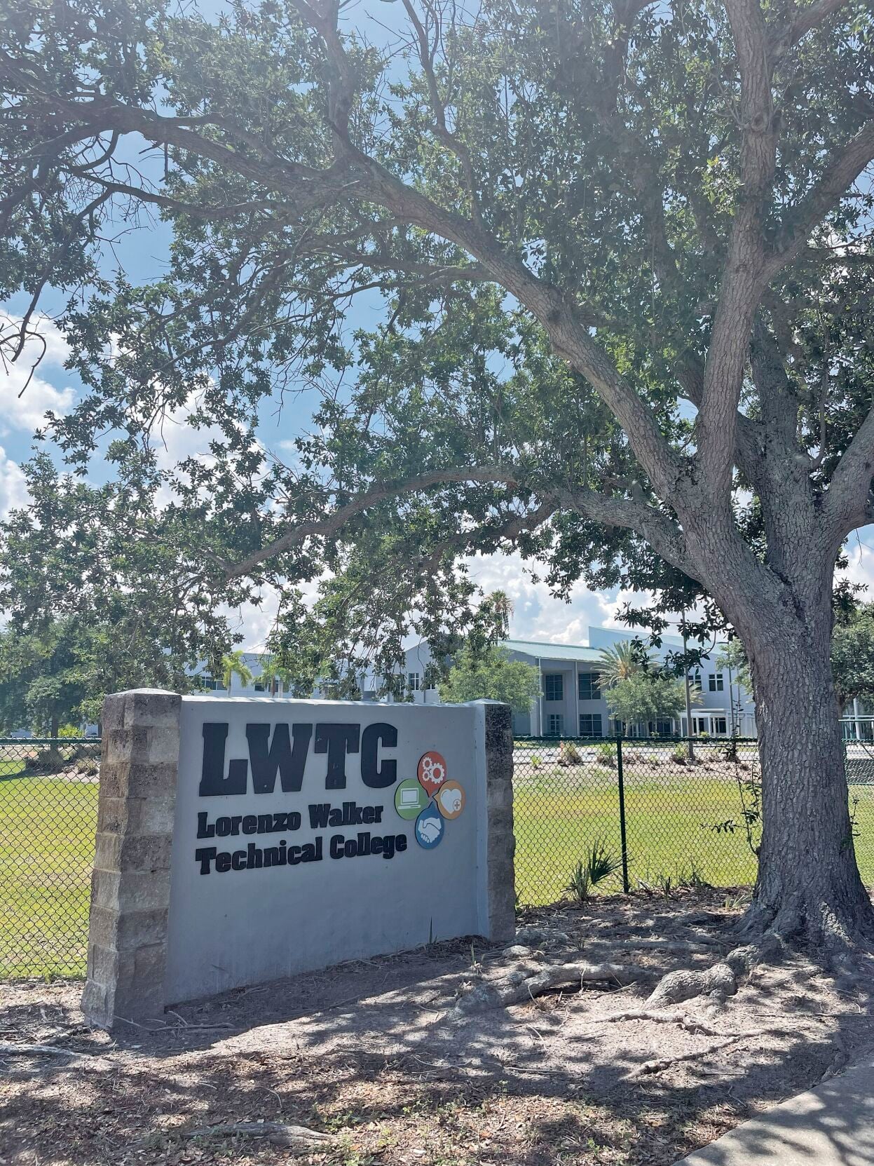Lorenzo Walker Technical High School Set to Close in 2028 | Community ...