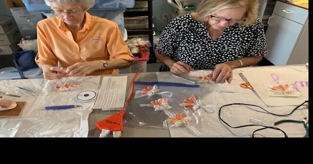 Marco Shell Club Gets Ready for Holiday Sale | Clubs & Organizations ...