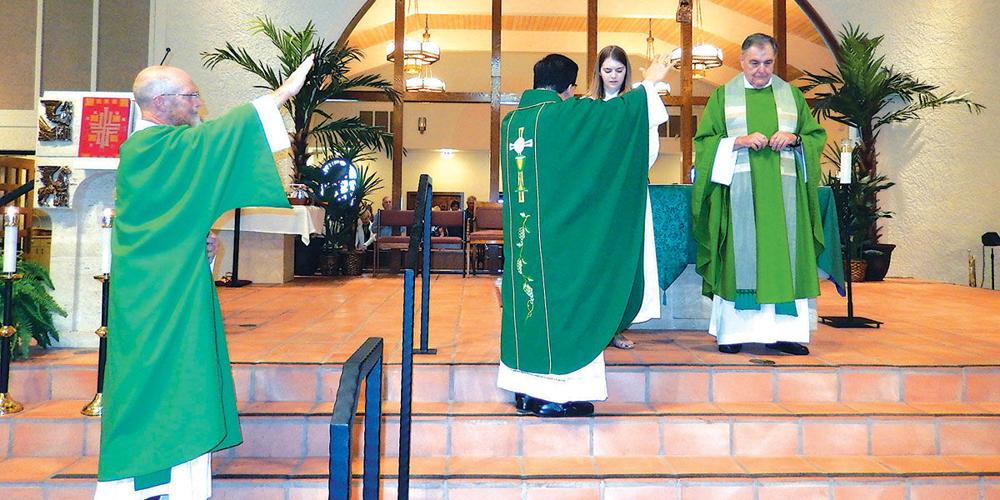 Father Tim Navin’s 40-Year Commitment to the Church | News ...