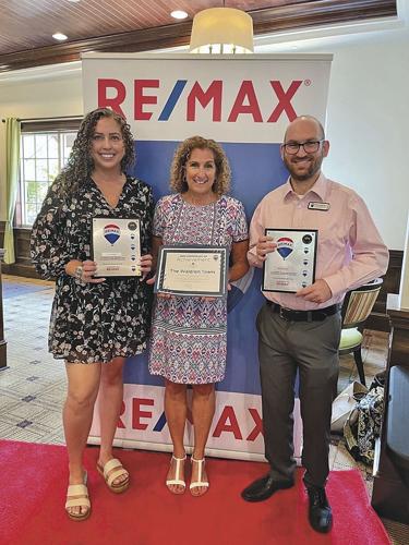 RE/MAX Affinity Plus Holds Awards Ceremony | Events | coastalbreezenews.com
