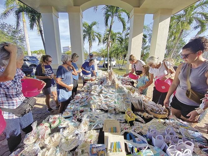 Shell Club Spreads Holiday Cheer | Clubs & Organizations ...