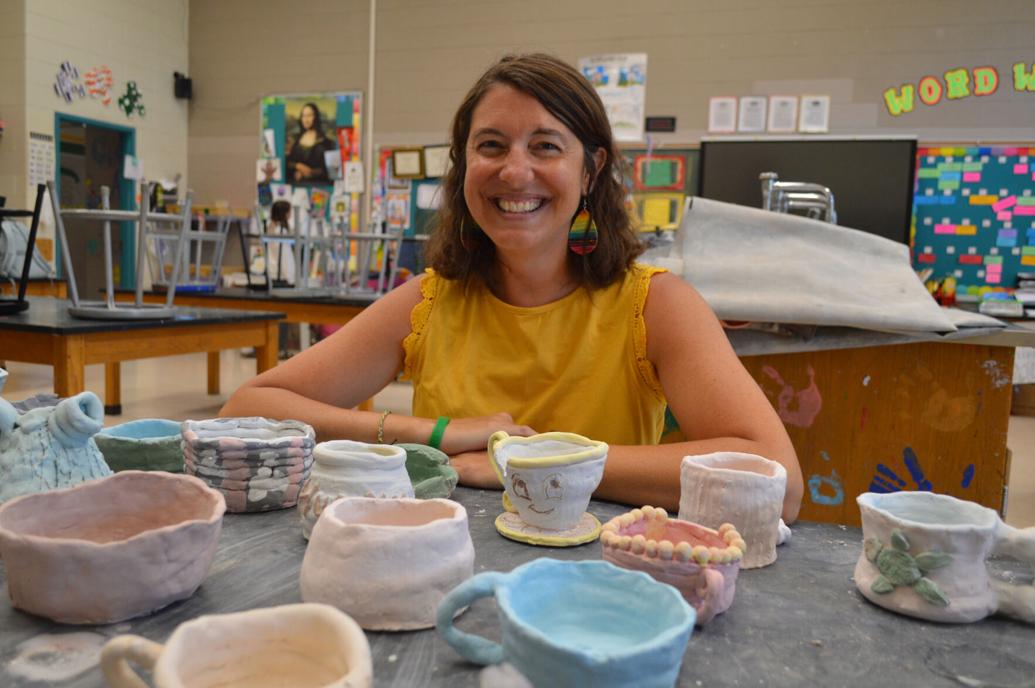 Hall finds creative outlets for SMS students | Education | coastalpoint.com