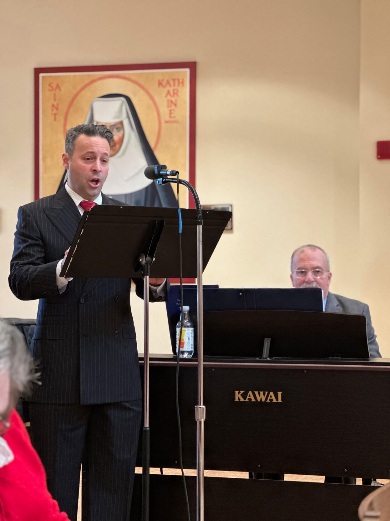 Met Opera star sings carols at Christmas Masses | Arts & Entertainment ...