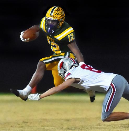 IR football defeats Conrad, clinches Class 1A, District 2 championship ...
