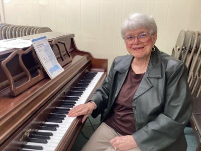 Jaeger to put down AARP chorus conductor’s baton | Lifestyle ...