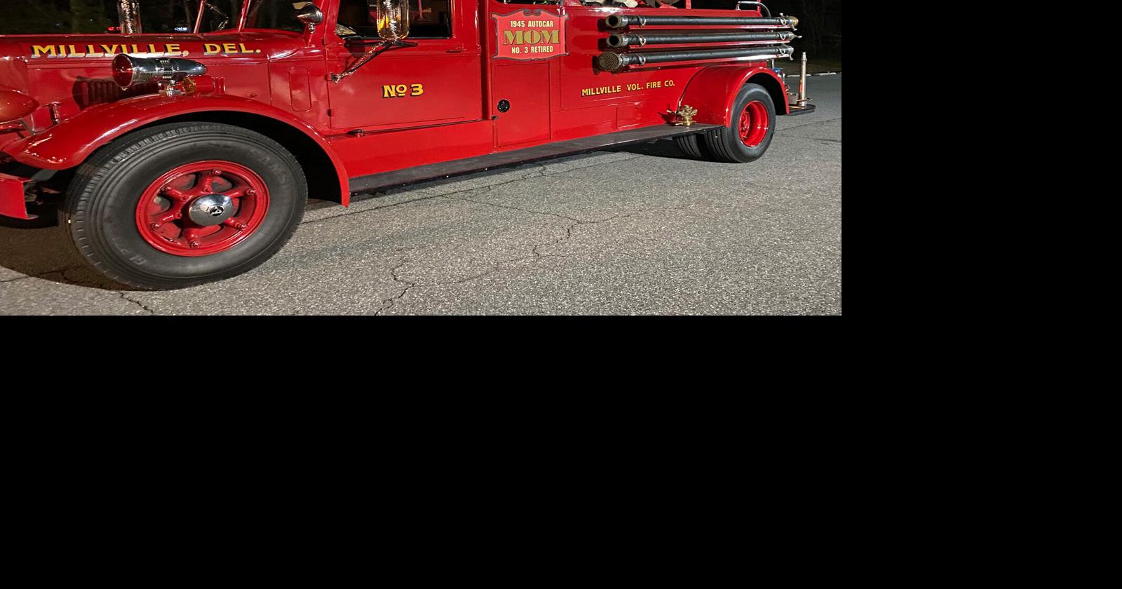 Santa visits local fire departments | Arts & Entertainment ...