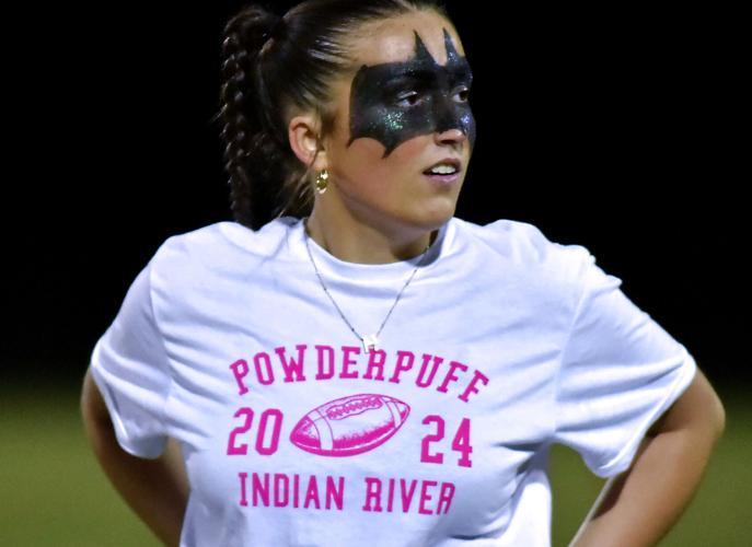 IRHS holds Powder Puff flag football game | Sports | coastalpoint.com