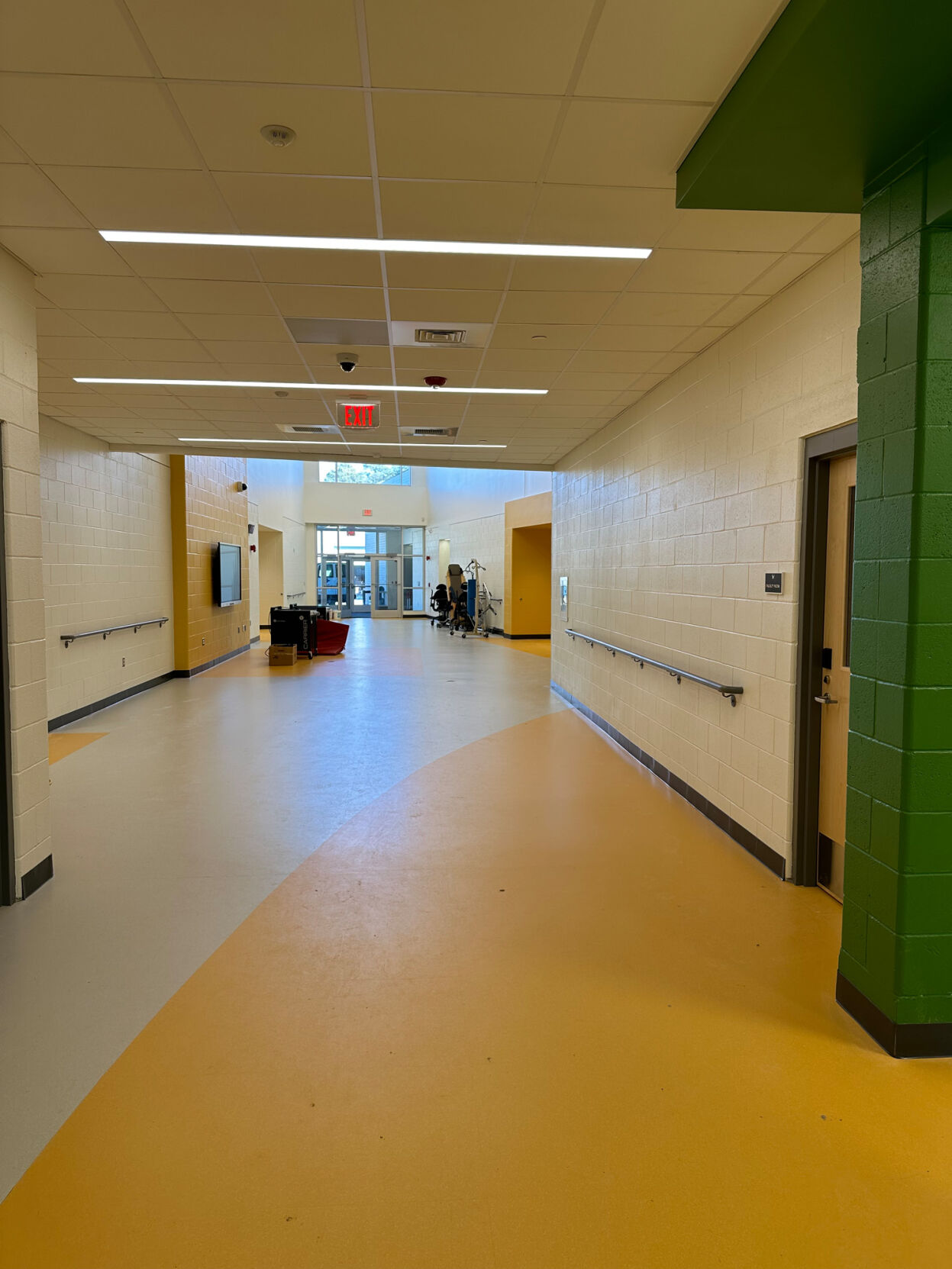 The new Howard T. Ennis opens its doors | Education | coastalpoint.com