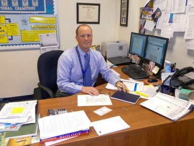Evans takes the helm as principal at SDSA | Education | coastalpoint.com
