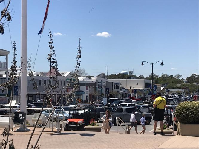 Beachgoers begin returning to Bethany | Point Pics | coastalpoint.com