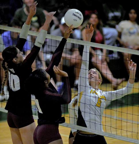IRHS girls' volleyball wins two of three games | Sports | coastalpoint.com