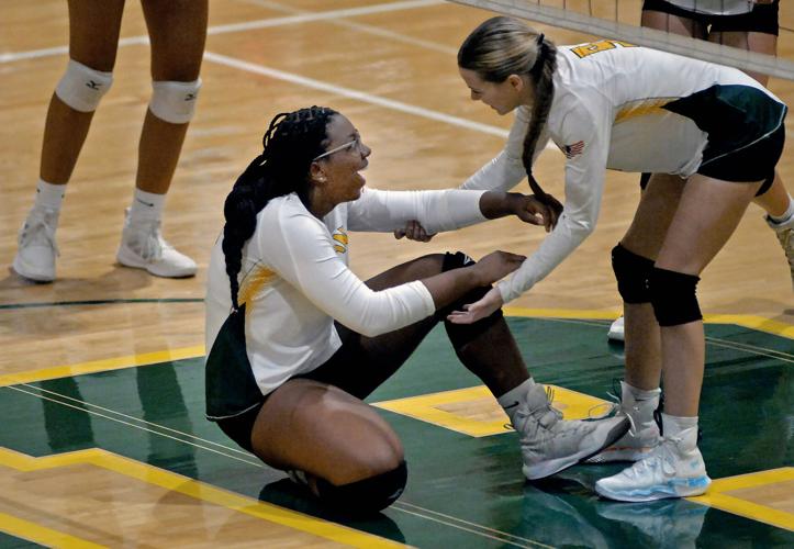 IRHS girls' volleyball wins two of three games | Sports | coastalpoint.com