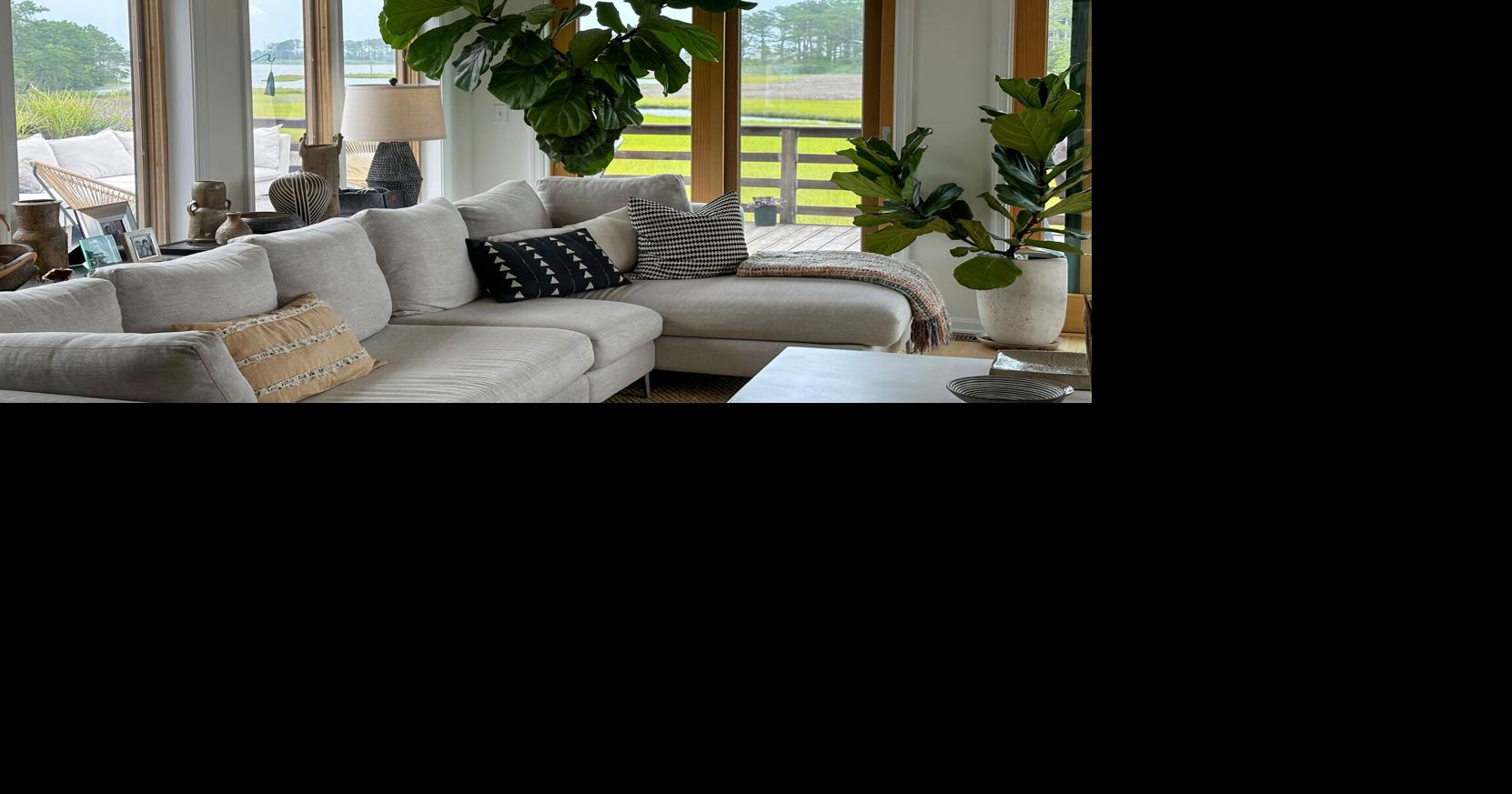 Command performance: Beautiful views of Salt Pond and the nature ...