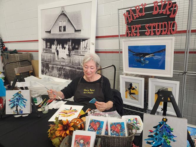 Artisans Festival supports BBVFC | Arts & Entertainment | coastalpoint.com