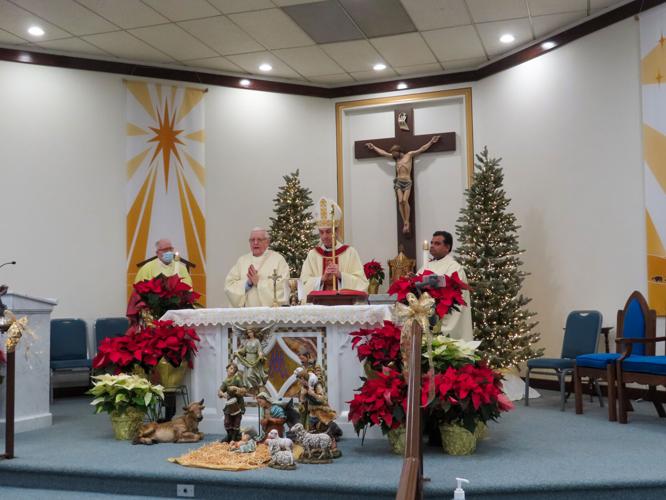 Bishop celebrates Christmas Mass at St. Ann | Lifestyle | coastalpoint.com
