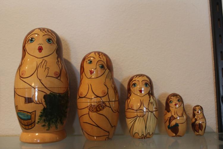 russian dolls nesting