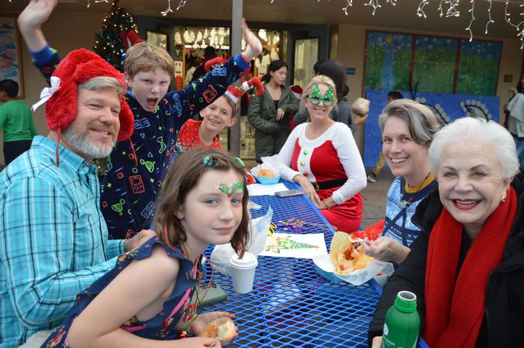 Canalino School rings in the holidays | News | coastalview.com