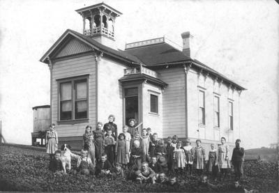 Summerland School 100 years ago | News | coastalview.com