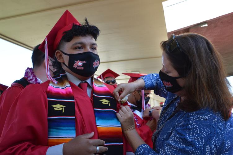 Carpinteria High School celebrates Class of 2021 | News | coastalview.com