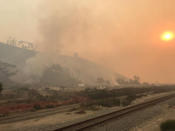 Thomas Fire knocks on Carpinteria's door | News | coastalview.com