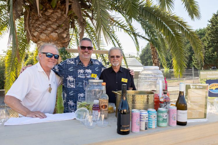 Enchanted Evening celebrates Les Esposito, raises funds for local youth ...