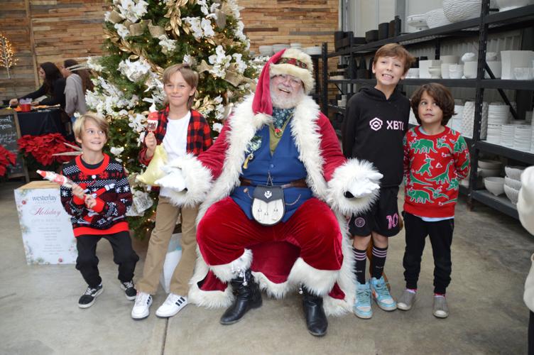 A holly, jolly Westerlay party | News | coastalview.com