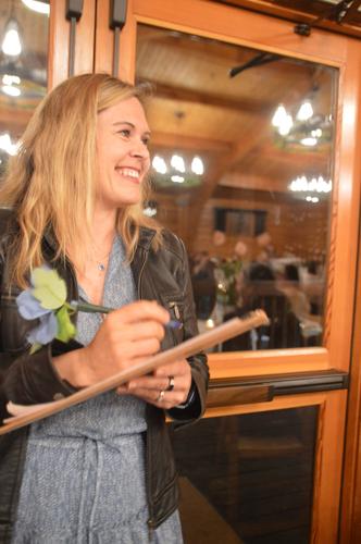 In Photos | Howard School auction collects $68k | News | coastalview.com