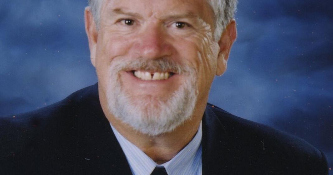 Dan Bryant | Obituaries | coastalview.com