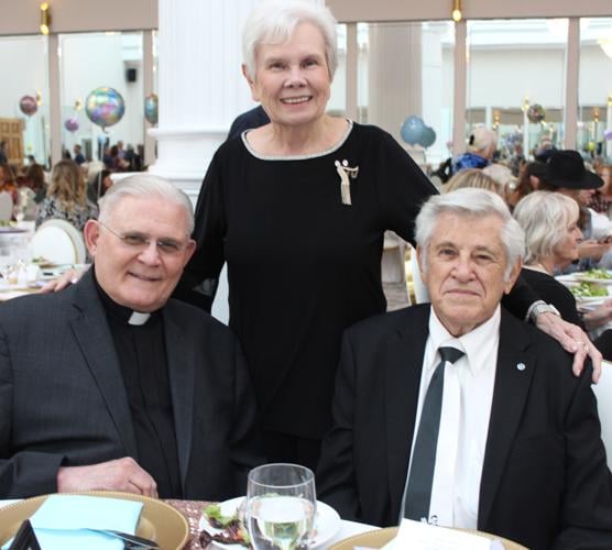 Pregnancy & Parenting Support Center Gala | Party Pics | coastmonthly.com