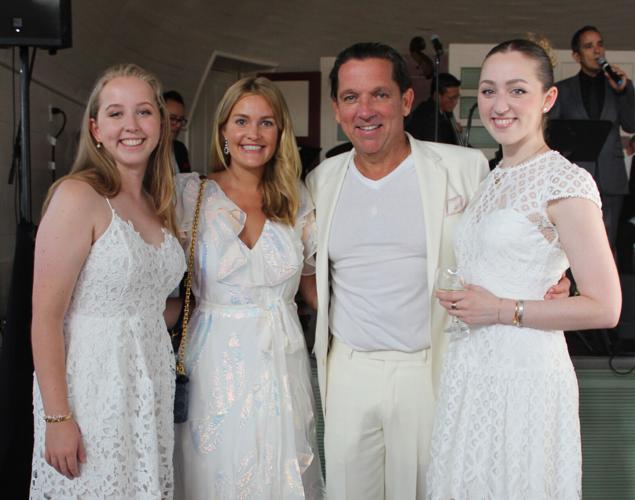 Knights of Momus King's Affair | Party Pics | coastmonthly.com