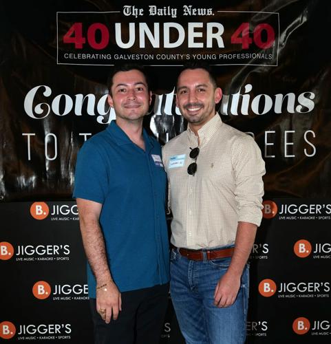 40 Under 40 Mixer | Party Pics | coastmonthly.com
