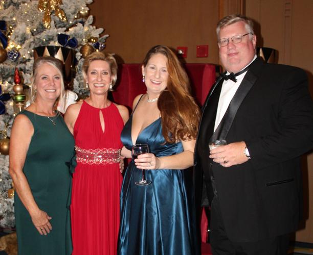 Holiday Charity Ball | Party Pics | coastmonthly.com