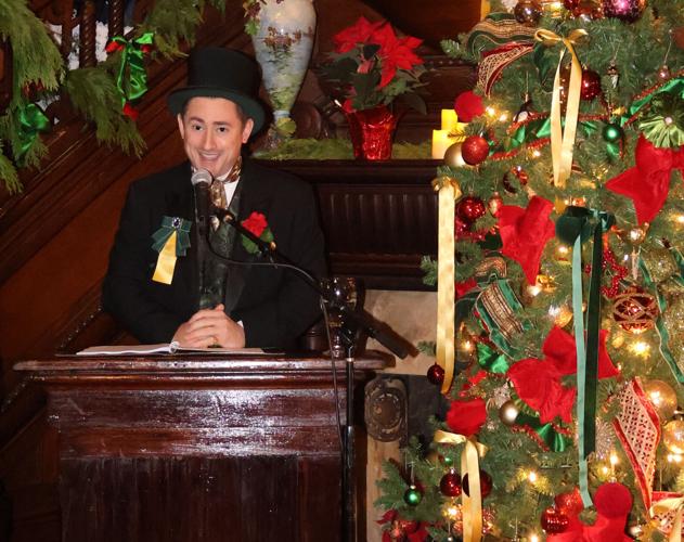 The Smoking Bishop's Soirée | Party Pics | coastmonthly.com