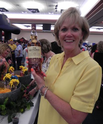 Taste of the Town & Auction | Party Pics | coastmonthly.com