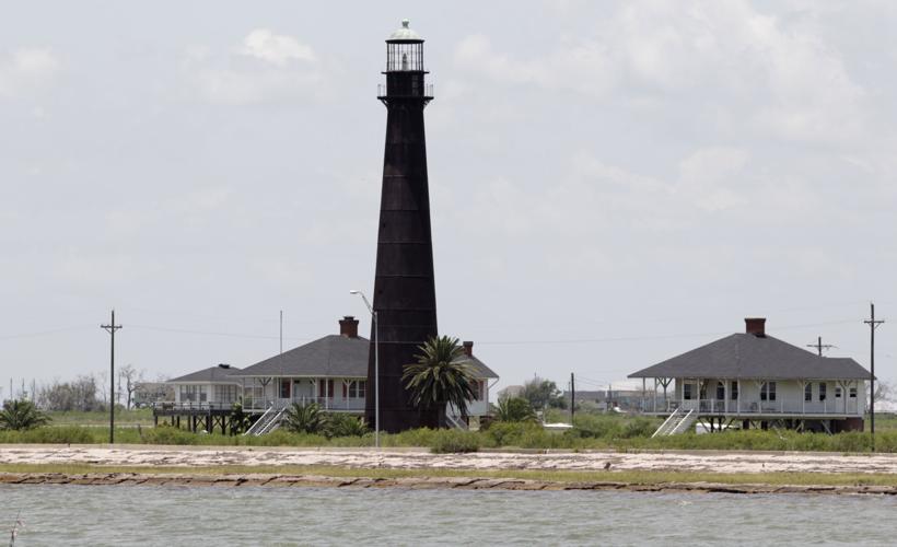 24 hours on Bolivar | Features | coastmonthly.com