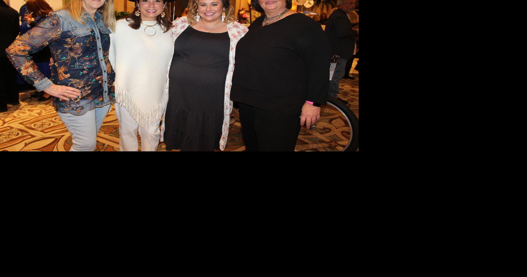 Paws Gala | Party Pics | coastmonthly.com