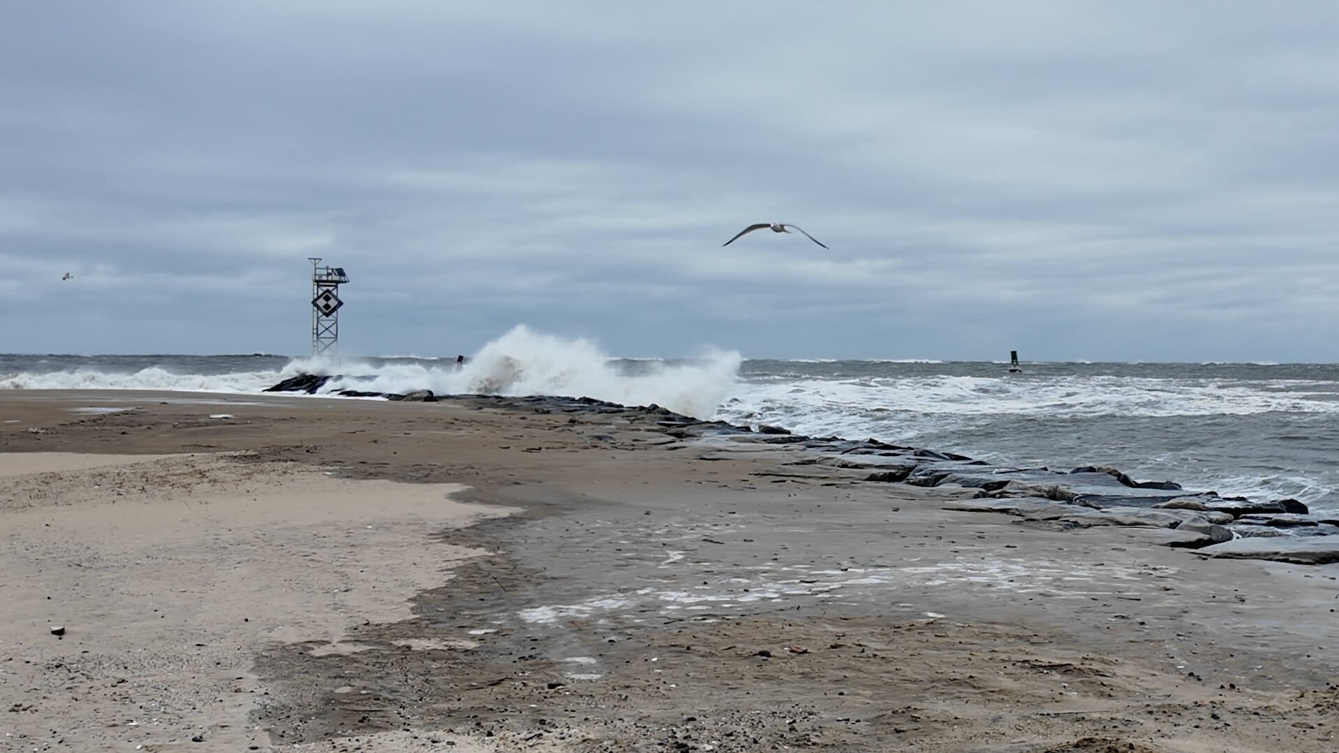 Harsh cold, strong winds raise erosion and property concerns along the ...