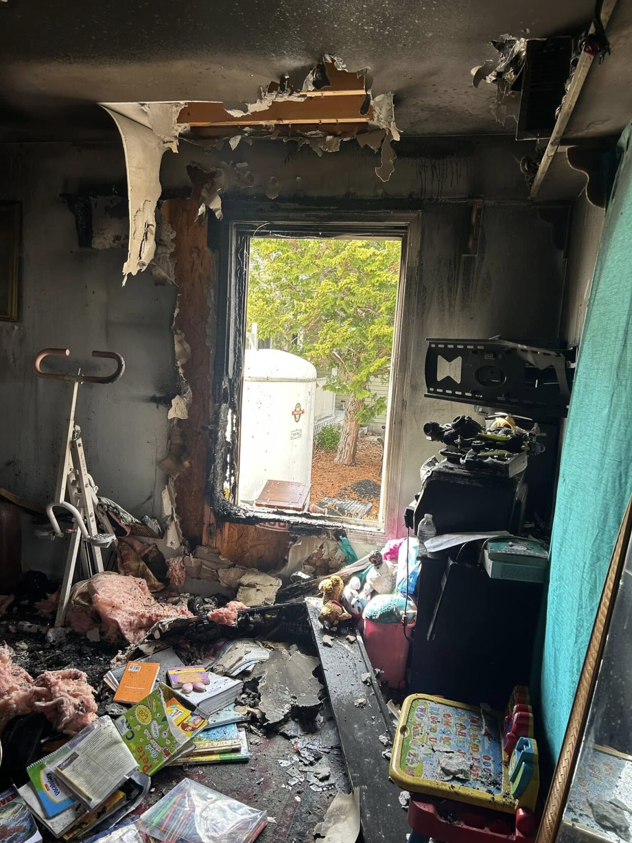 Lithium-ion battery sparks house fire in Ellendale | News | coasttv.com