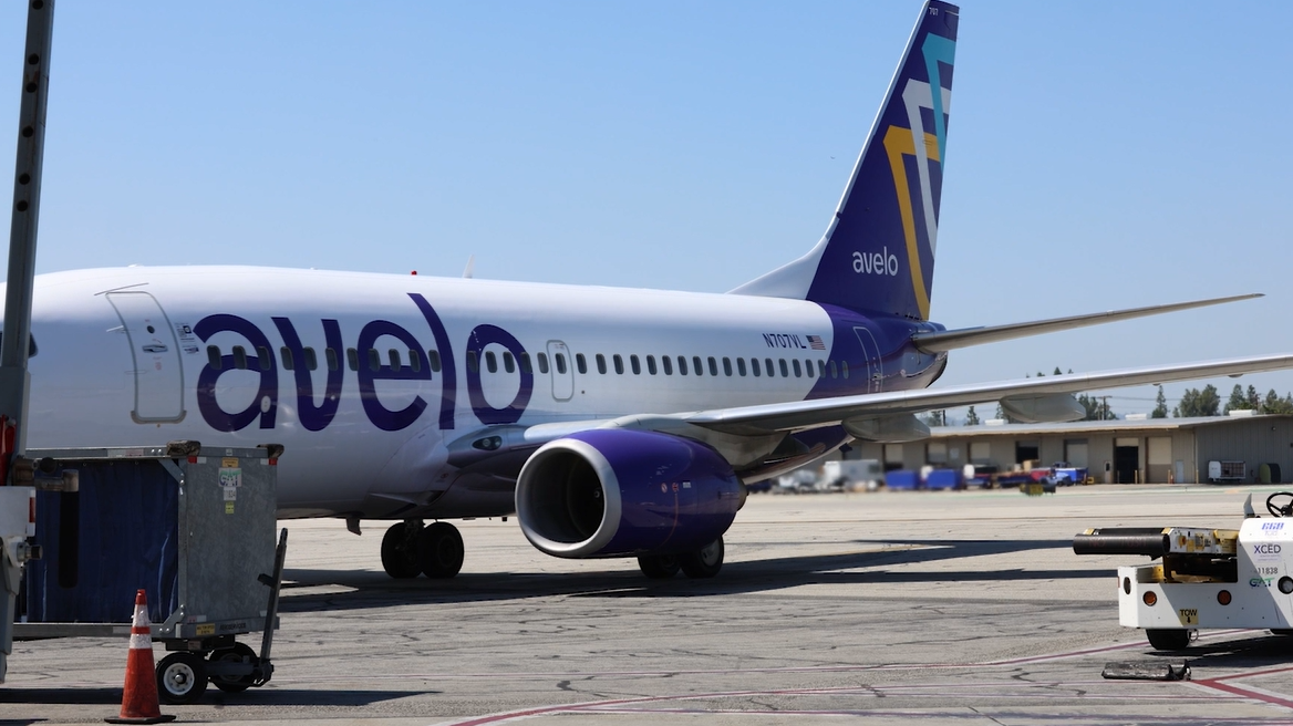 Avelo Airlines adds third plane at ILG, extends flights into spring ...