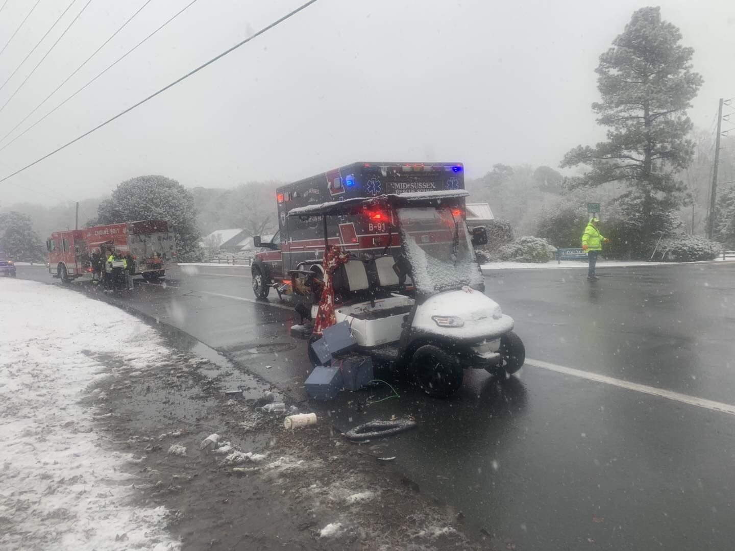 Golf cart rolls over in Long Neck | News | coasttv.com