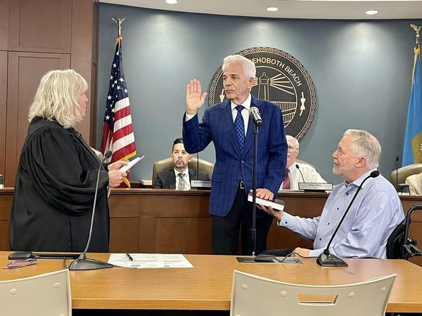 Rehoboth mayor, commissioners sworn in for new terms | News | coasttv.com