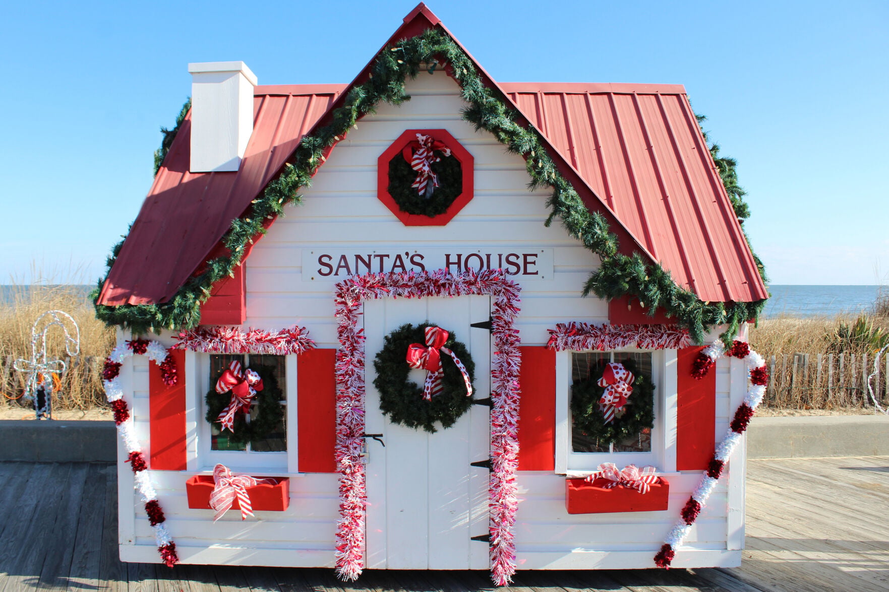 Santa’s House returns to the Rehoboth Boardwalk for the holiday season ...