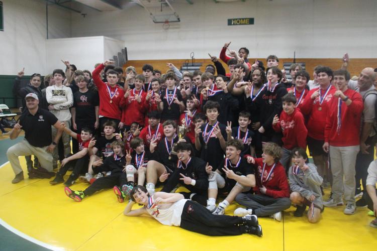 Cardinal Newman repeats as SCISA wrestling champion | Communities | coladaily.com