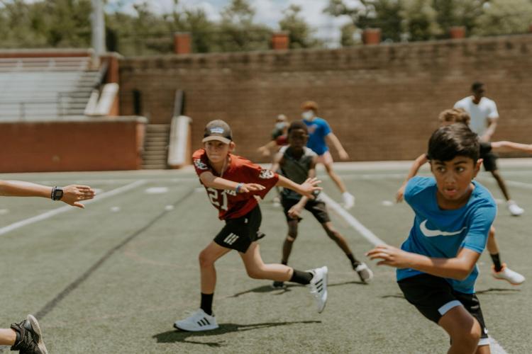 Gamecock quarterback Jay Urich finalizes nonprofit camps for Midlands ...