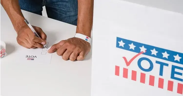 Early voting for June 9 primary kicks off with record-breaking turnout ...